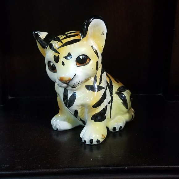 Shafford | Accents | Vintage Shafford Tiger Figurine Made In Japan 96s ...